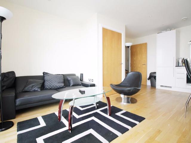 Apartment at Millharbour, Greater London