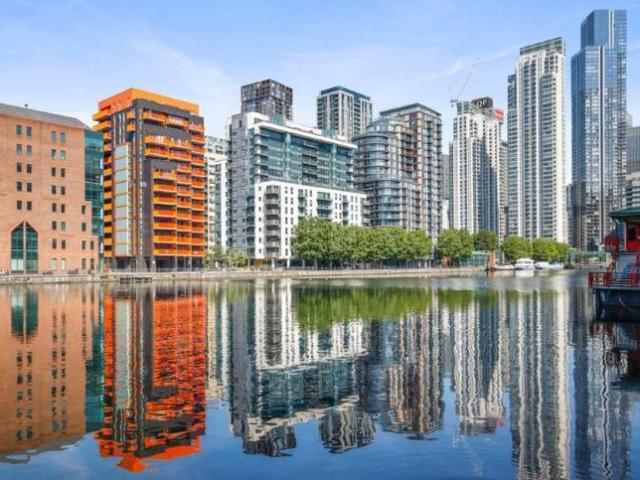 Apartment at Millharbour, Greater London