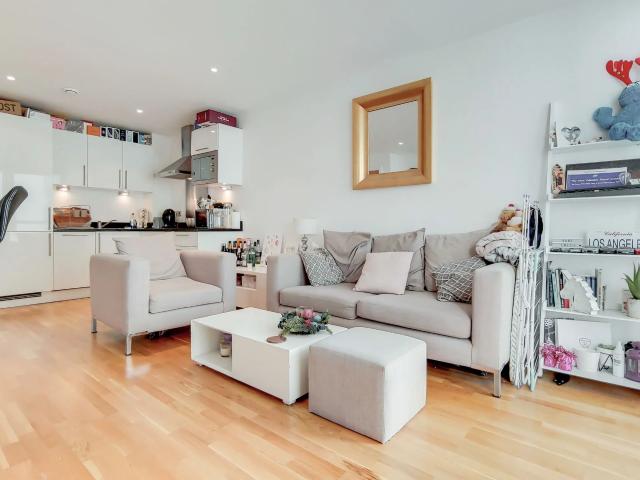 Apartment at Millharbour, Greater London