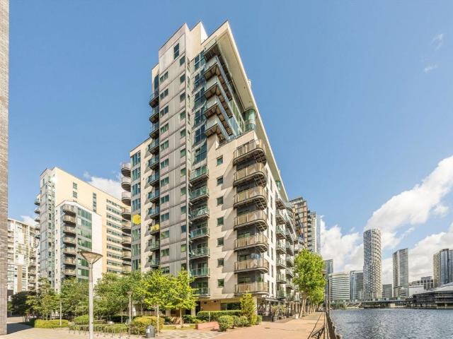 Apartment at Millharbour, Greater London