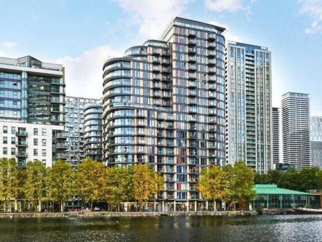 Apartment at Millharbour, Greater London