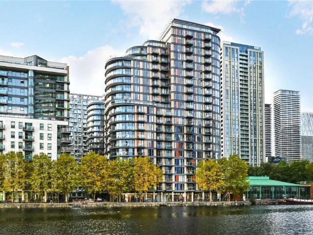 Apartment at Millharbour, Greater London
