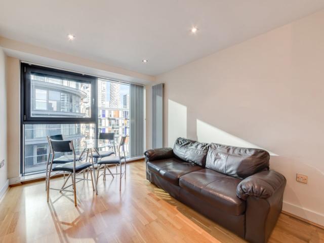 Apartment at Millharbour, Greater London