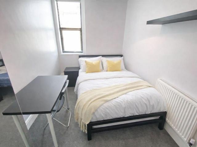 Apartment at Millicent Road, Nottingham