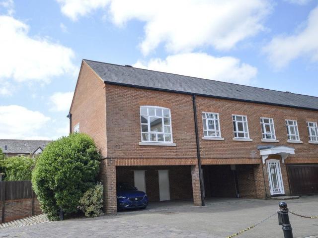 Apartment at Milliner's Court, St Albans