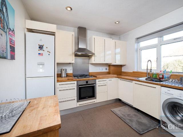Apartment at Millway, Greater London