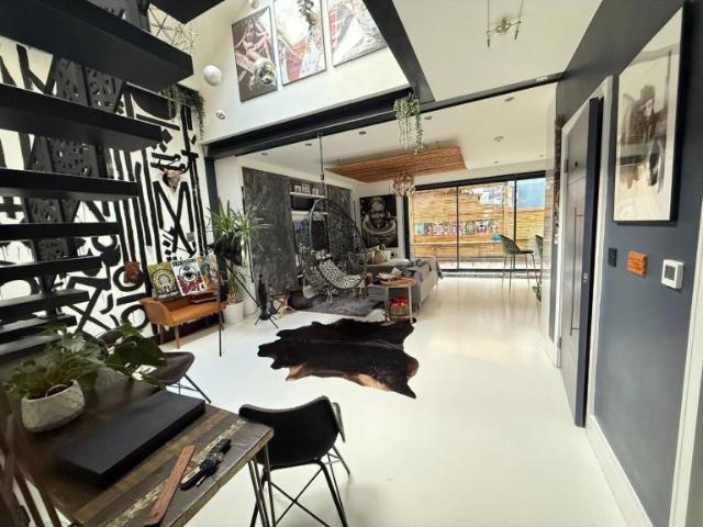 Apartment at Milner Road, Caterham