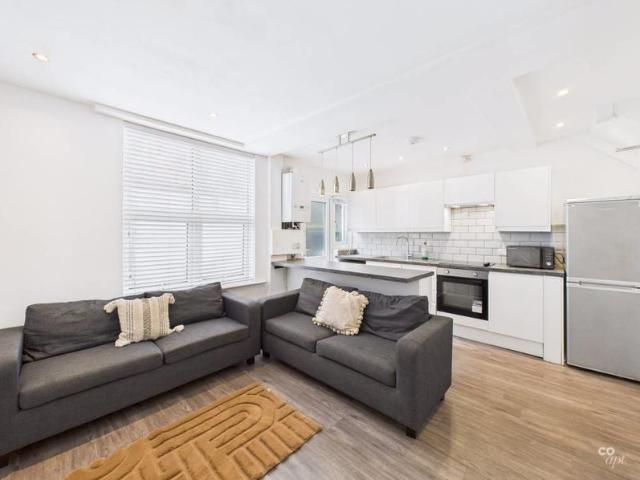 Apartment at Milner Road, Brighton