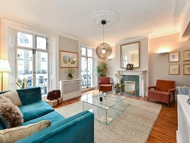 Apartment at Milner Street, Greater London