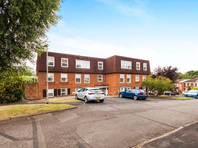 Apartment at Milton gardens, Wokingham