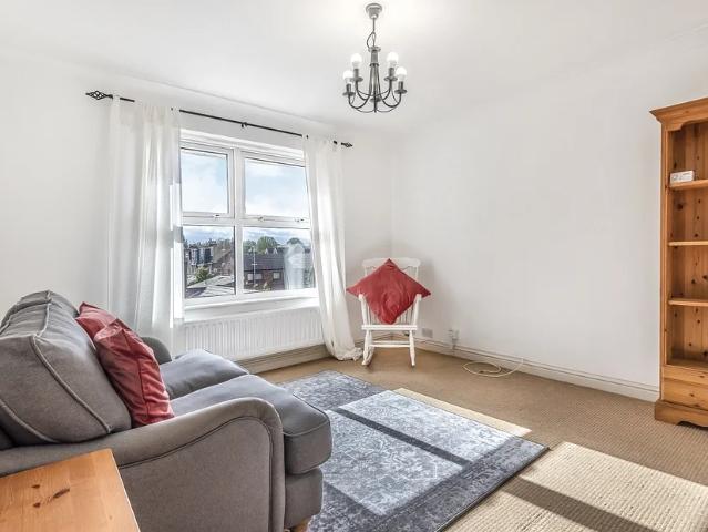 Apartment at Mina Road, Greater London