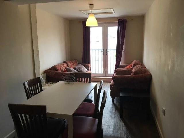 Apartment at Miskin Street, Cardiff
