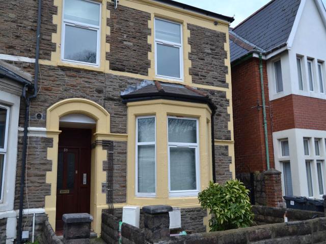 Apartment at Miskin Street, Cardiff