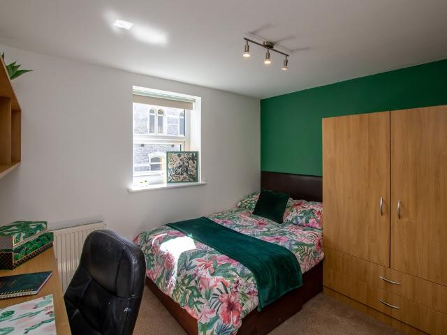 Apartment at Mutley Plain, Plymouth