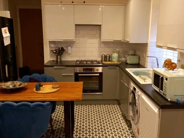 Apartment at Muirkirk Road, Greater London
