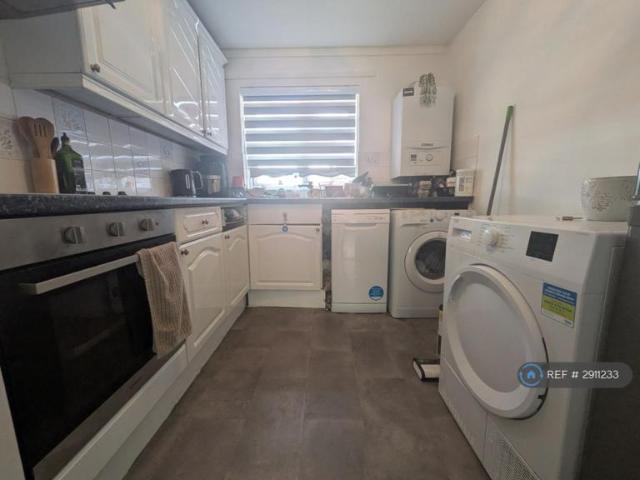 Apartment at Mulberry Close, Broxbourne