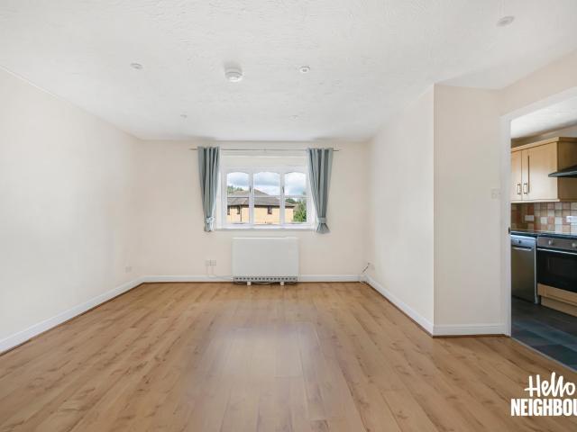 Apartment at Mullards Close, Greater London