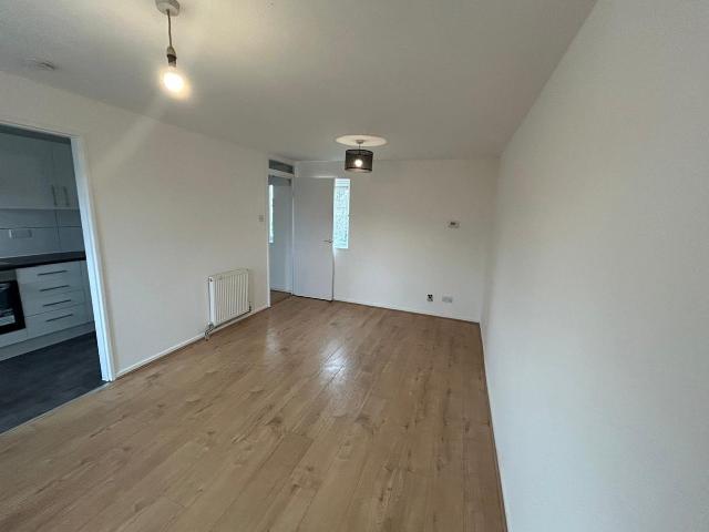 Apartment at Mullion Place, Milton Keynes