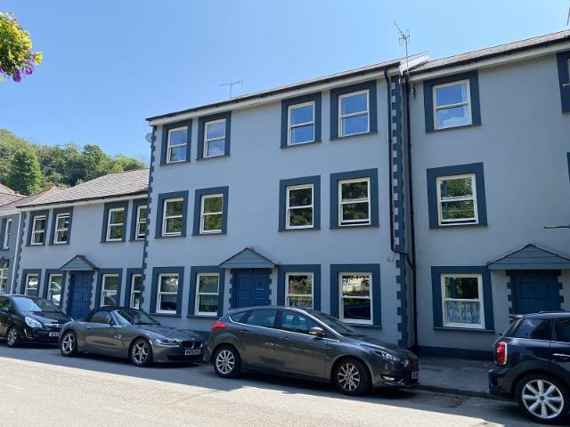 Apartment at Mumbles Road, Mumbles