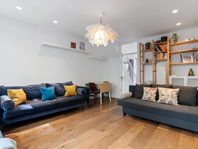 Apartment at Munster Square, Greater London