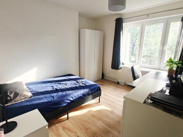 Apartment at Murray Grove, Greater London