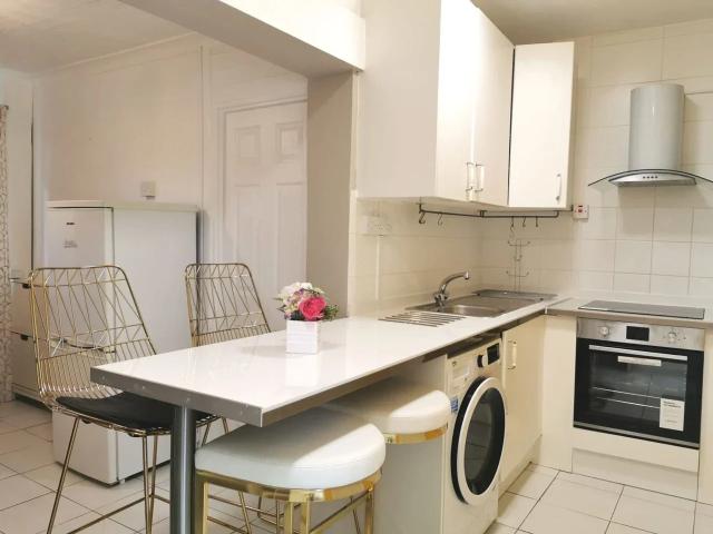 Apartment at Murray Grove, Greater London