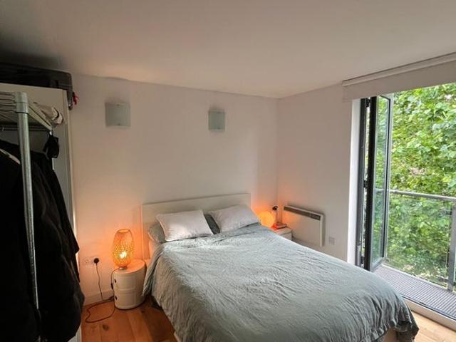 Apartment at Murray Grove, Greater London