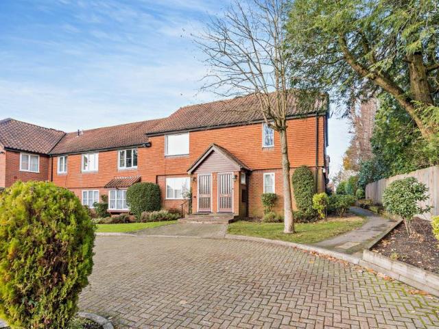 Apartment at Murray Road, Greater London