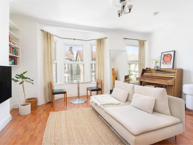 Apartment at Muschamp Road, Greater London