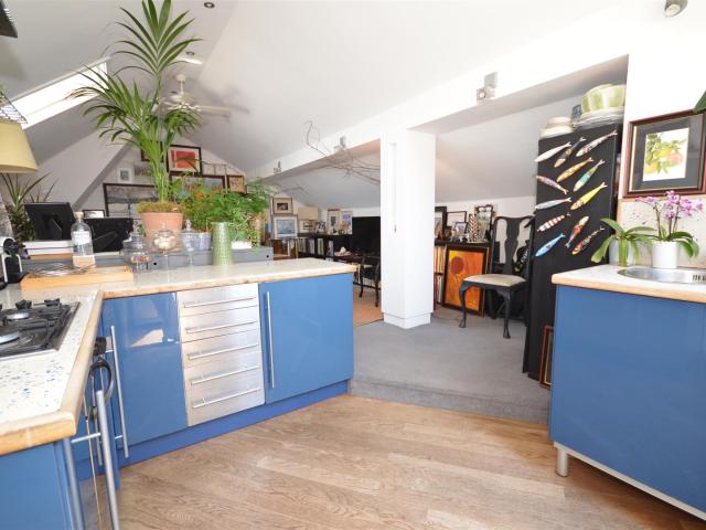 Apartment at Muswell Hill Broadway, Greater London