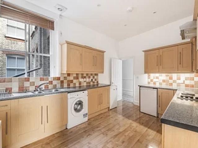 Apartment at Muswell Hill, Greater London