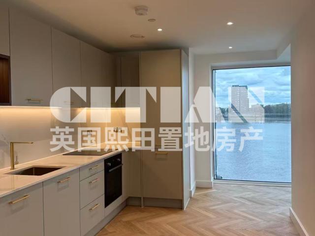 Apartment at Myrtle Alley, Greater London