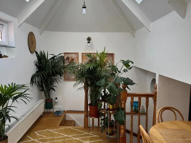 Apartment at Myrtle Road, Greater London