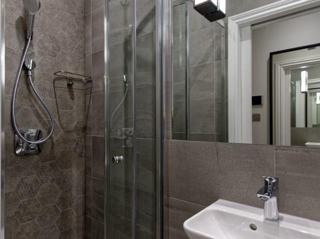 Apartment at Nottingham Place, London