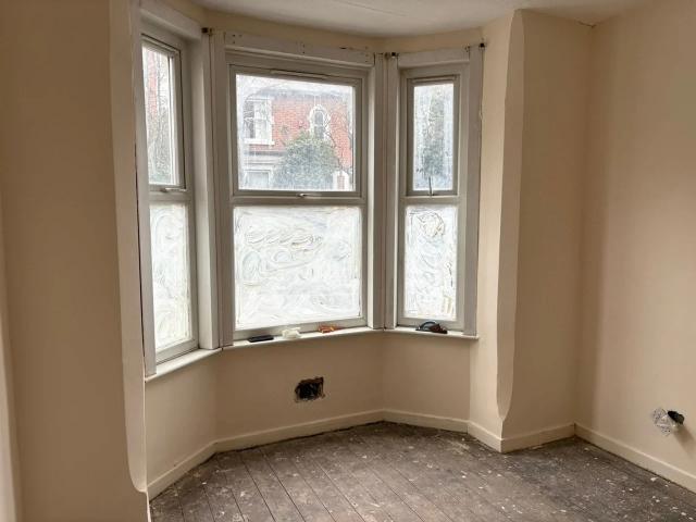 Room at Nottingham Road, Nottingham