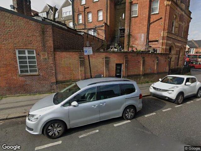 Apartment at Norbury Crescent, Greater London