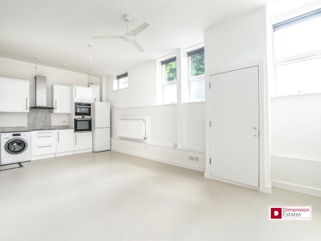 apartment at Norfolk Avenue, Harringey N15, United Kingdom