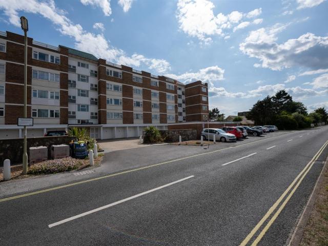 Apartment at Norflok Crescent, Havant
