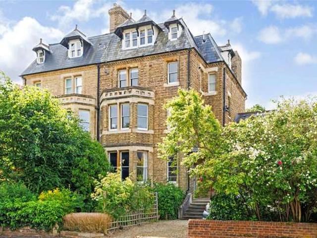 Apartment at Norham Road, Oxford