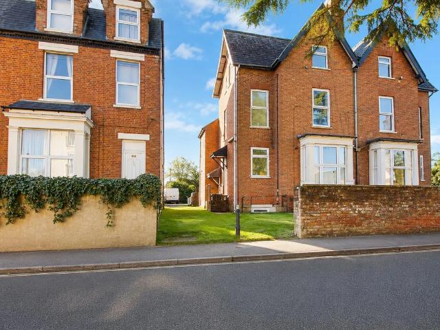Apartment at Norwich Street, Breckland District