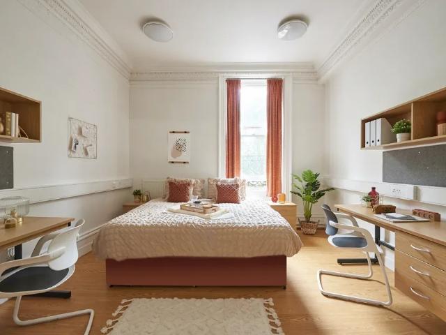 Apartment at Northumberland Avenue, City of Westminster