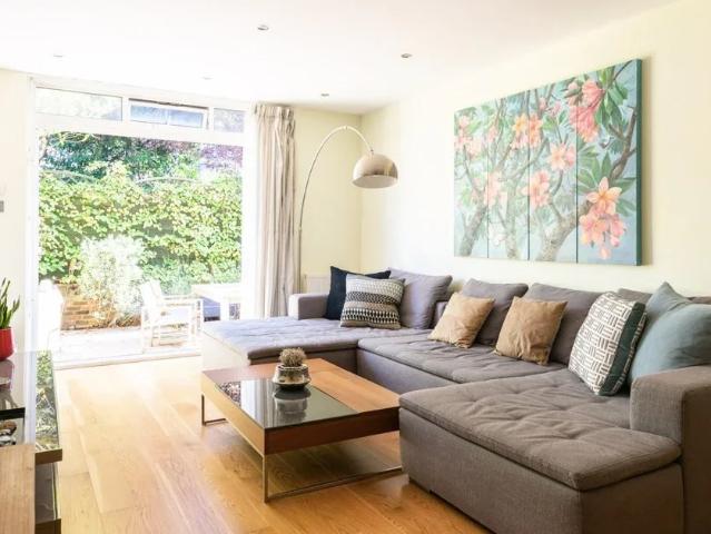 Apartment at Northwick Terrace, City of Westminster