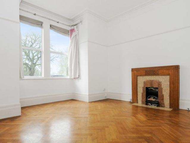 Apartment at North Common Road, Greater London