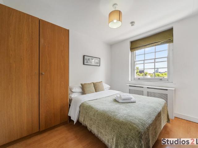 Apartment at North Gower Street, Greater London