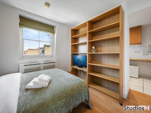 Apartment at North Gower Street, Greater London