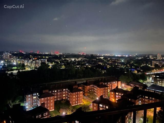 Apartment at North End Road, Greater London