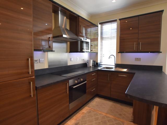 Apartment at North End Road, Greater London
