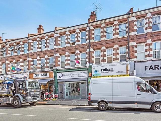 Apartment at North End Road, Greater London