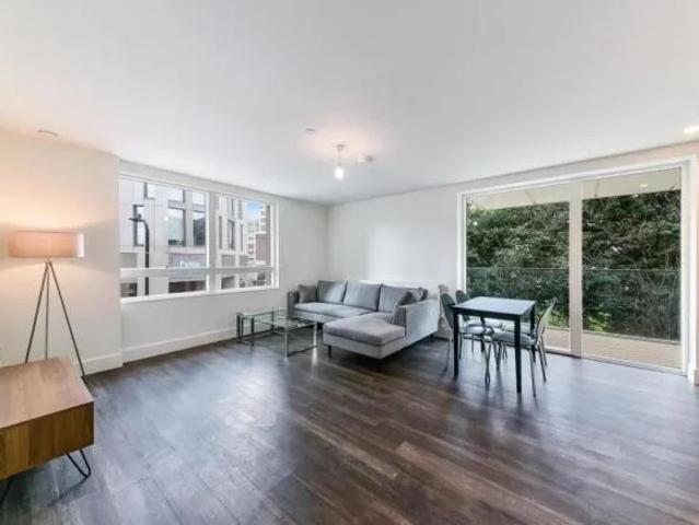 Apartment at North End Road, Greater London