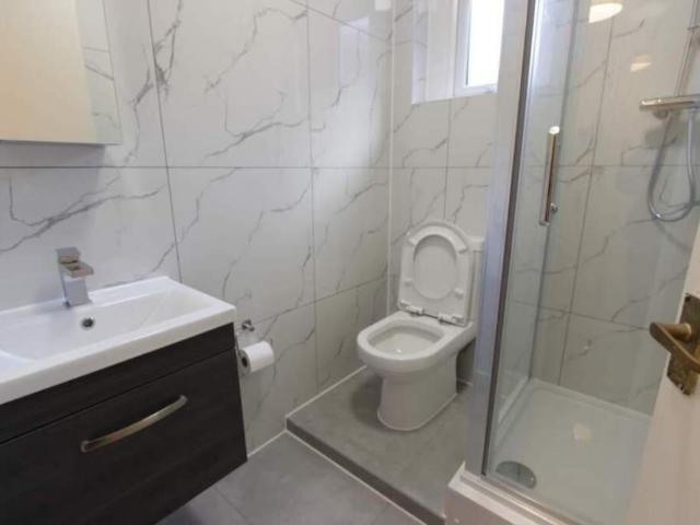 Apartment at North End Road, Greater London